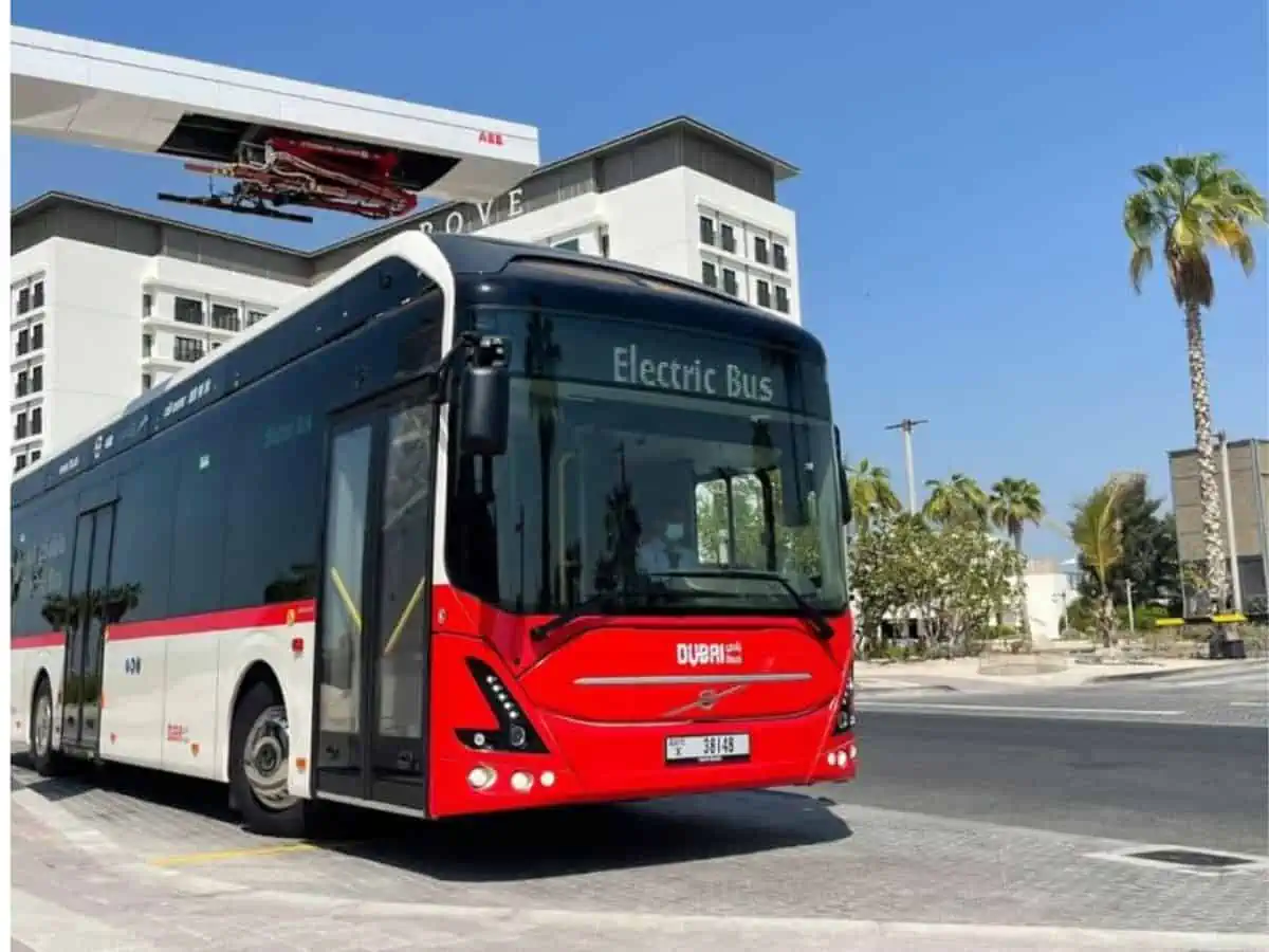 UAE to Oman Travel Guide: Best Transport Options & Border Crossing Tips